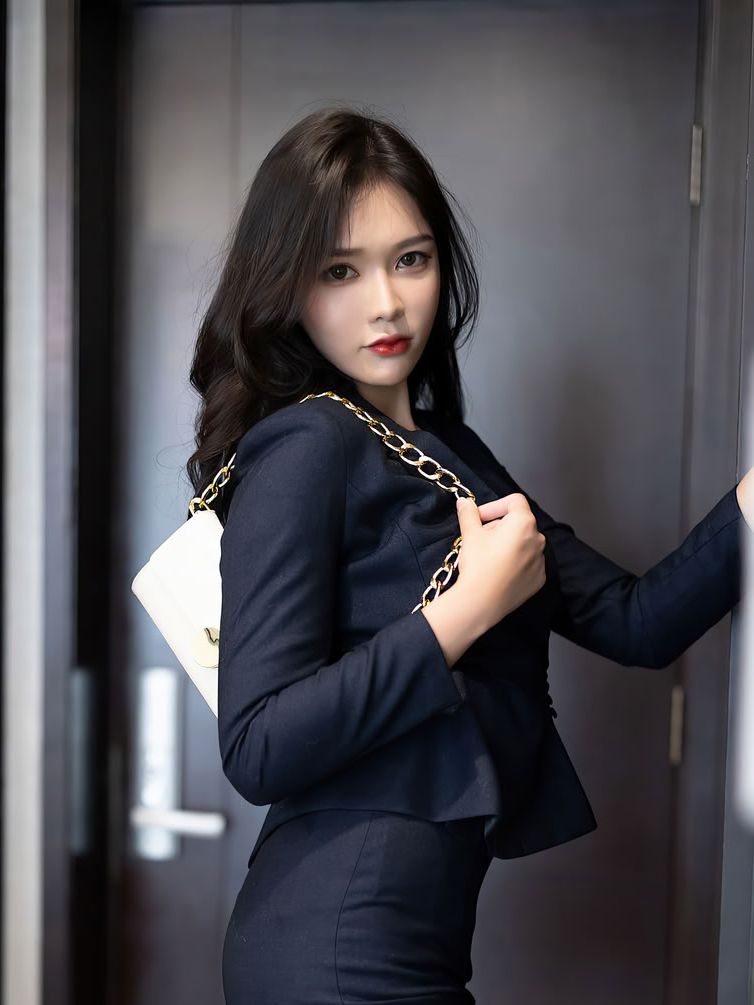 模特「娜比」个人写真作品合集-微看VCAN