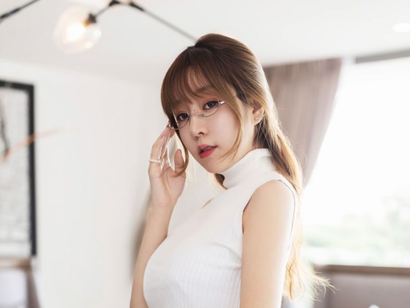 「王雨纯」与『秀人网』作品合集（2018-2025）| 124套写真 完结更新-微看VCAN